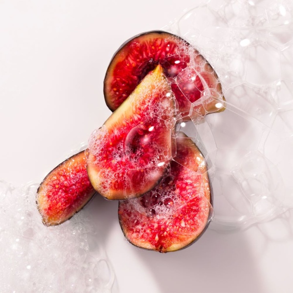 Roger & Gallet Noel Soap Gift Set 3 x 100g - thefragrancecounter.co.uk